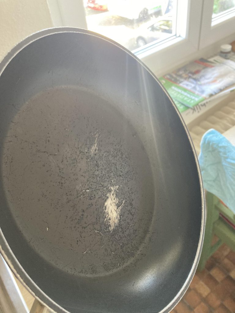 Why Did My Non Stick Pan Stop Working? Top Fixes! - kitchen Bap