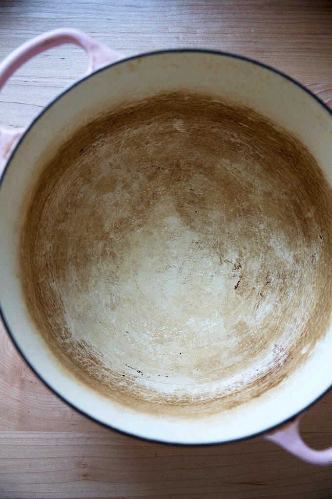 Le Creuset Enameled Cast Iron Cookware Cleaner: Sparkle Secret ...